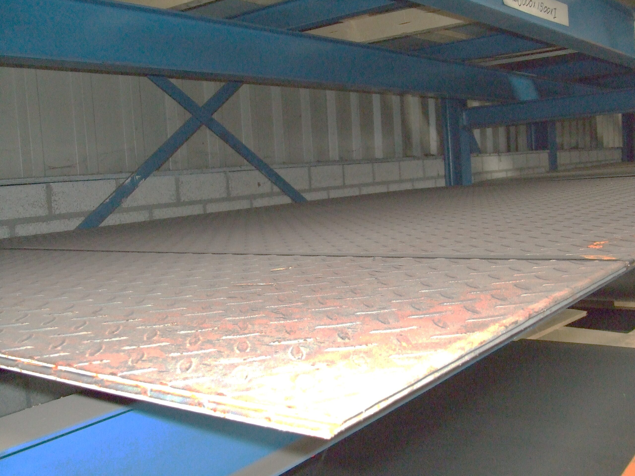 Tranenplaat S235 - Staalhandel Staphorst